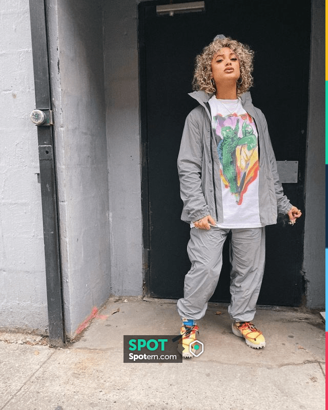 of DaniLeigh on the account Instagram of @iamdanileigh | Spotern