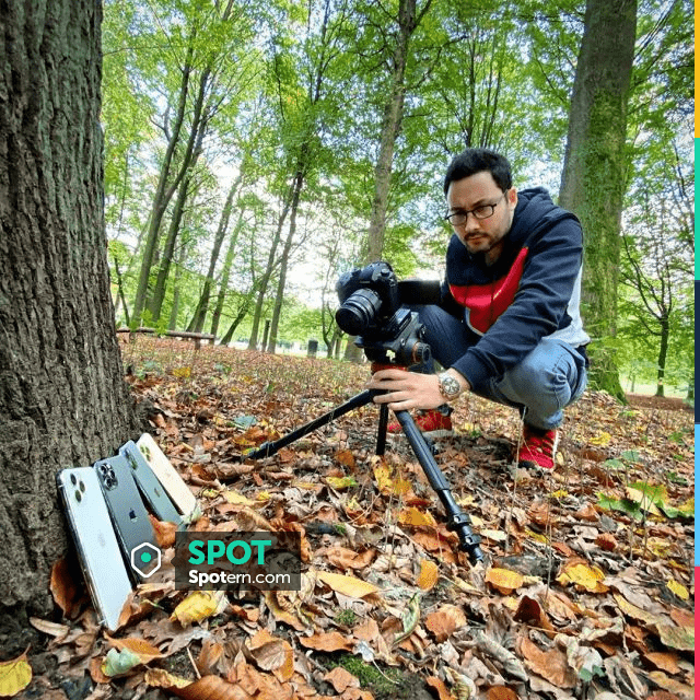 El teléfono inteligente iPhone 11 pro de Jojol en su cuenta de ...