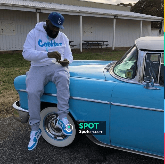 Sneakers nike blue and white worn by Rick Ross on the account Instagram ...