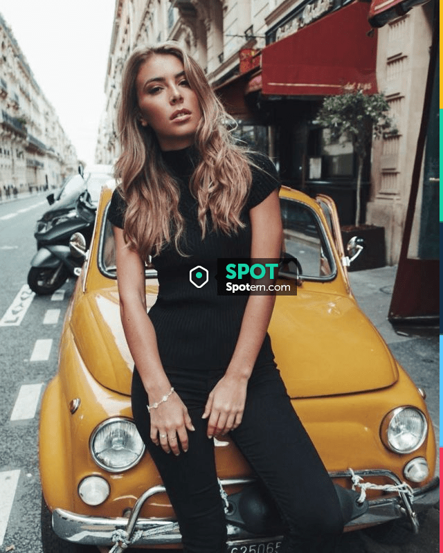 The t-shirt ribbed black collar Eva Colas on the account Instagram of ...