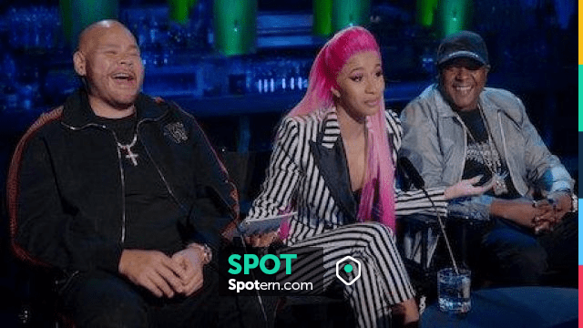 Noir et blanc rayé pantalon de lui - Même Juge inconnu épisodes Cardi ...