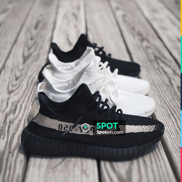 Yeezy 350v2 "oreo" worn by whysamarai on the account Instagram of ...