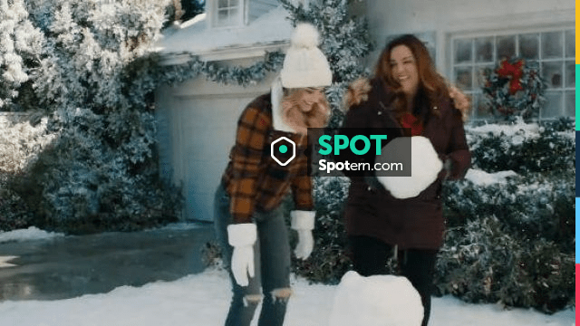 Plaid Jack­et worn by Taylor Otto (Meg Donnelly) in American Housewife ...