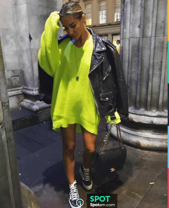 Black Sneak­ers of Emily Shak on the Instagram account @emilyshak | Spotern