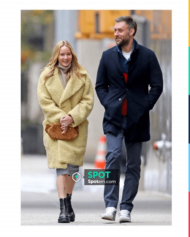 Ports 1961 Ging­ham Mi­di Skirt worn by Jennifer Lawrence New York City ...