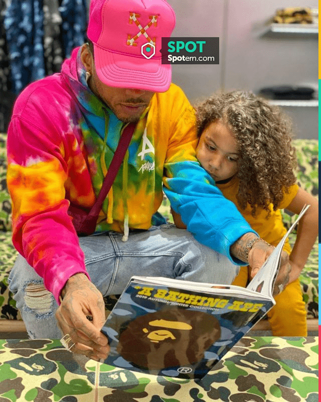 The cap Off-White with pink worn by Kid Ink on the account Instagram of ...