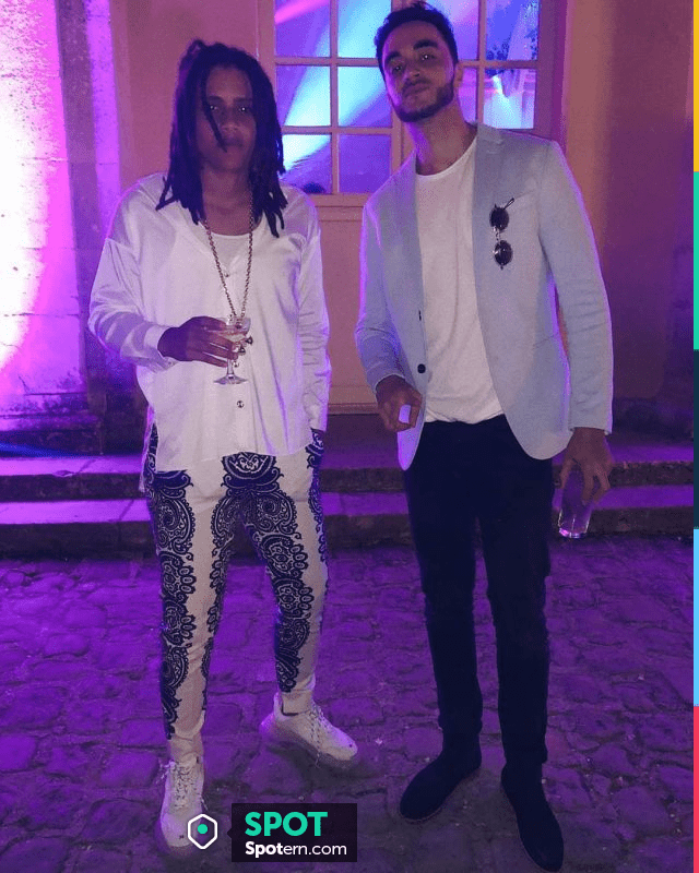 The Balenciaga triple s worn by Meryl on the account Instagram of ...