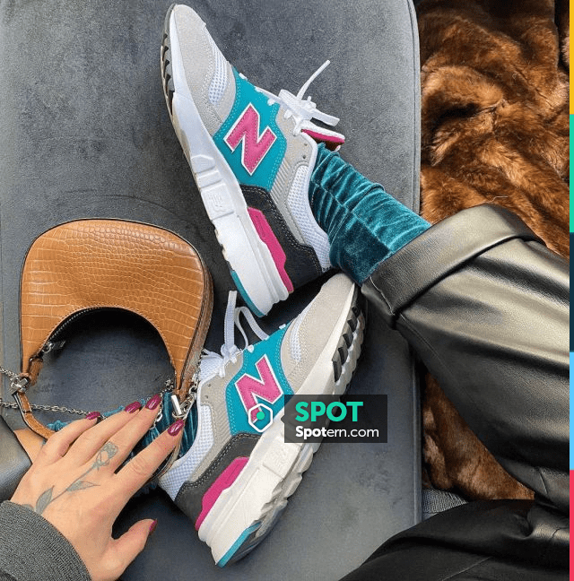New Balance - 997H - Sneakers on the account Instagram of @lauravasnier ...