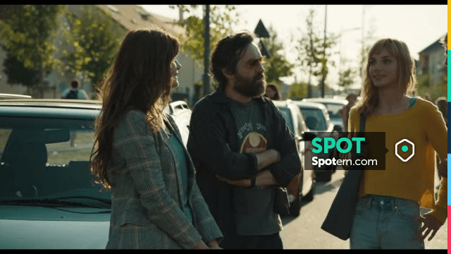 Pull Yellow Sam (Jeremy Gillet) in Mytho (S01E01) | Spotern