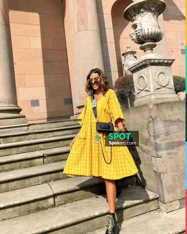 Vestido smock de Tara Maynard en la cuenta de Instagram @taramays25 ...