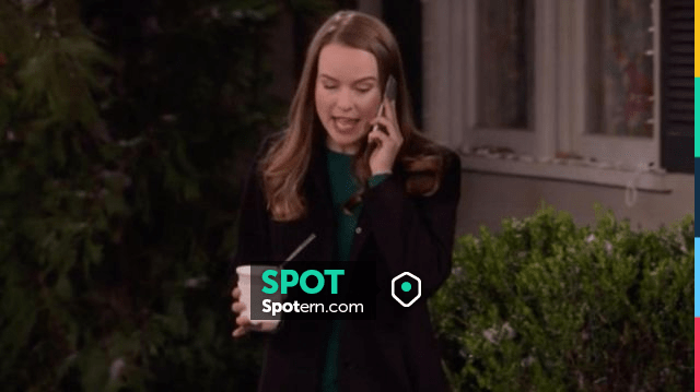 Long coat black Emmy Quinn (Bridgit Mendler) in Merry Happy Whatever ...