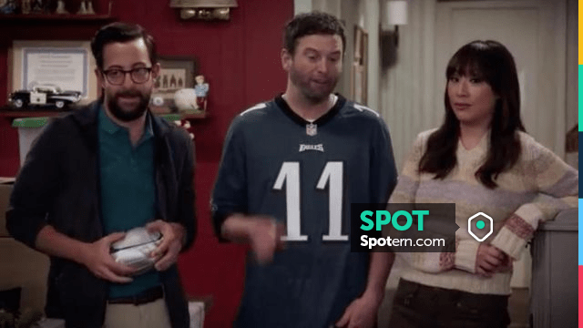 Sweater with a stripe of Joy Quinn (Elizabeth Ho) in Merry Happy ...