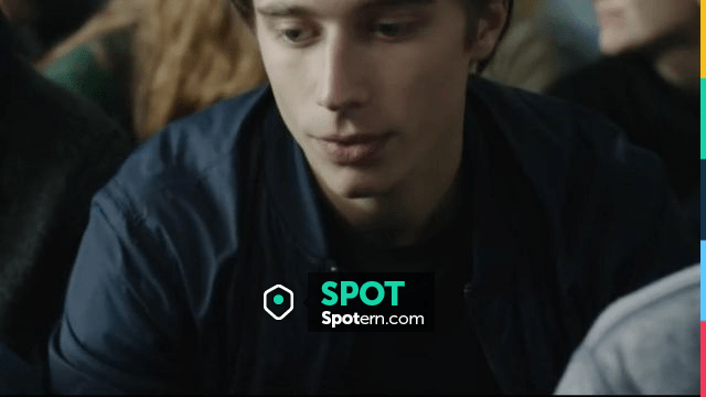 Bomber de Lucas (Axel Auriant) dans Skam France (S03E10) | Spotern