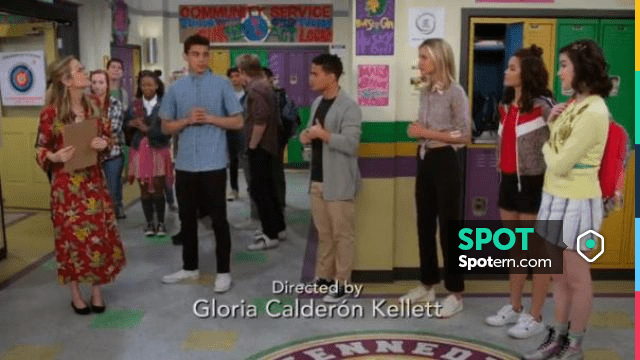 Minifalda vaquera a rayas mulitcolor usada por Hannah (Merit Leighton ...