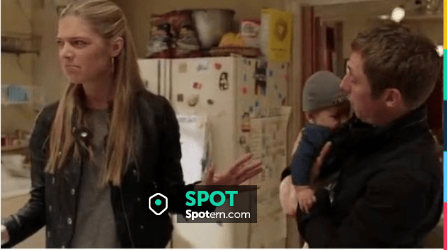 Black Leather Jack­et worn by Tami Tamietti (Kate Miner) in Shameless ...