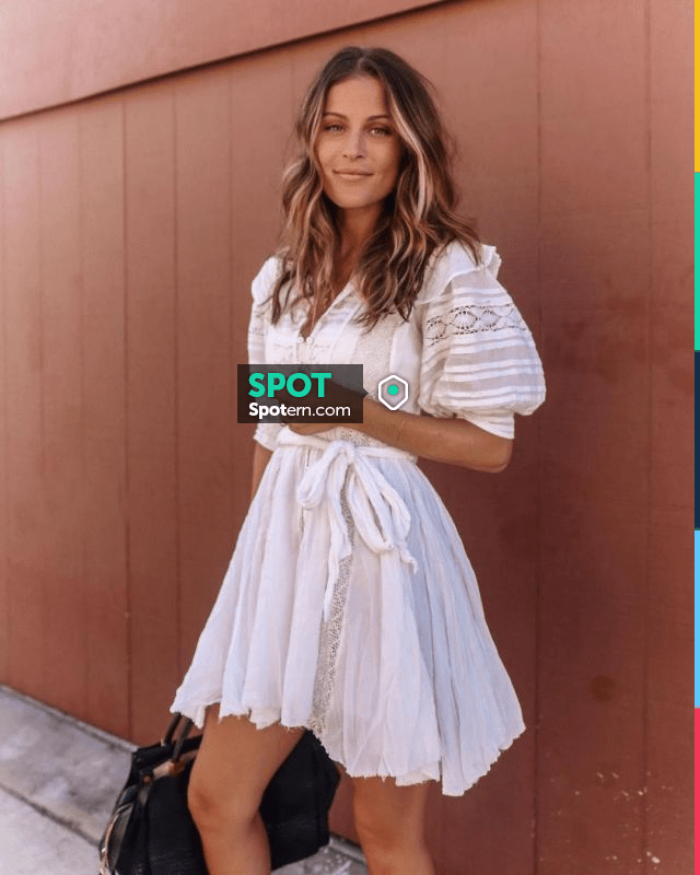 Robe blanche de Lindsay Marcella sur l'Instagram account ...