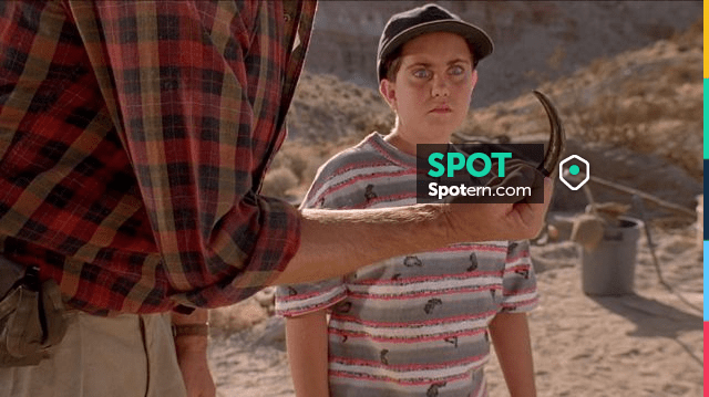 The claw of raptor Grant (Sam Neill) in Jurassic Park | Spotern