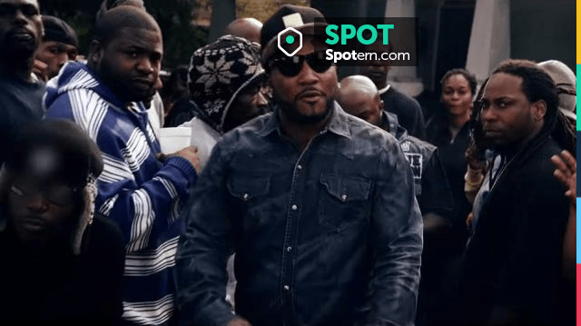 Hat black golden logo of Jeezy in Young Jeezy - Get Right (Explicit ...