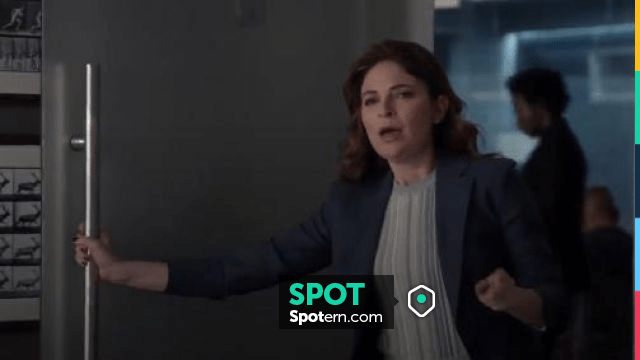 Crop Tank Top worn by Taylor Rentzel (MacKenzie Meehan) in Bull Season ...