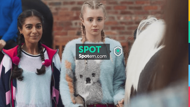 Koala Sweater of Becky (Kerry Ingram) in Free Rein (S02E01) | Spotern