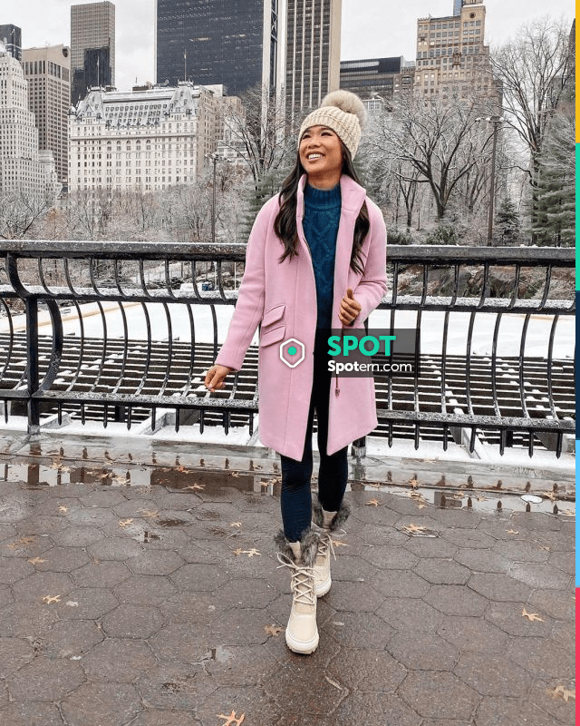 J. Crew Coat In Wool of Hoang-Kim en la cuenta de Instagram @hkcung ...