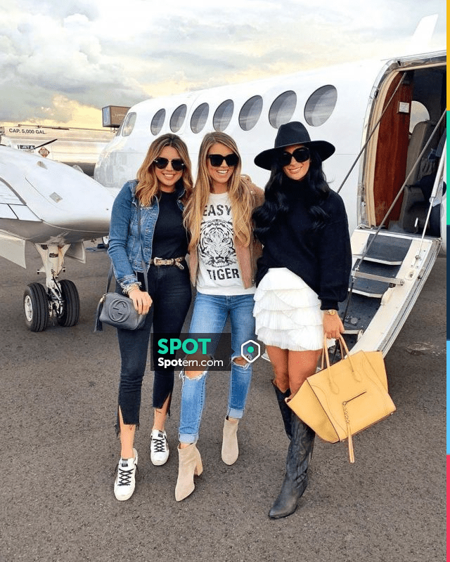 Skin­ny Ripped Jeans of Whitney Graham on the Instagram account ...