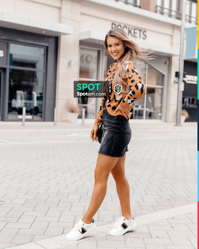 Jersey de Whitney Graham en la cuenta de Instagram @whitswhims | Spotern