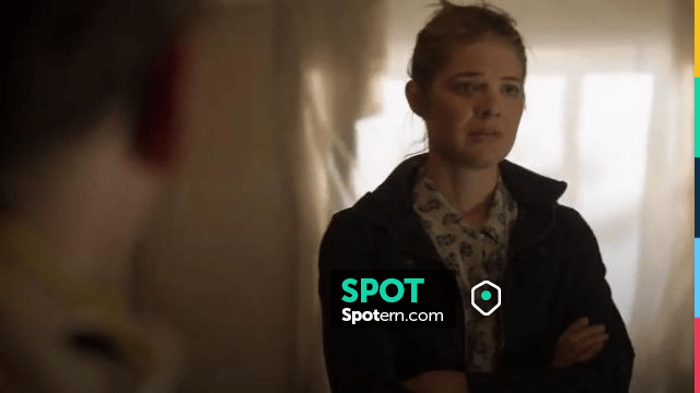 White Floral Paisley Print Blouse worn by Tami Tamietti (Kate Miner) in ...