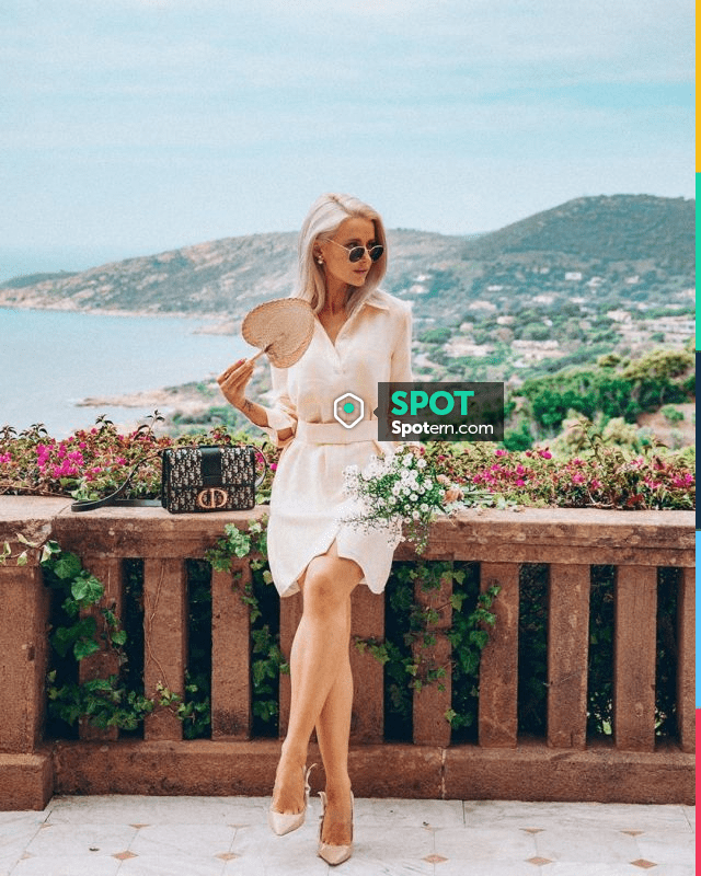 Long Sleeve Shirtdress of Victoria on the Instagram account @inthefrow ...