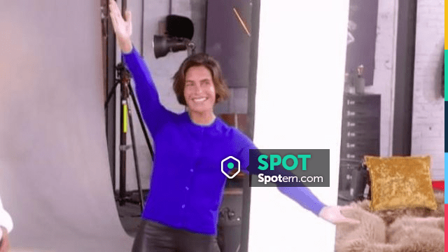 Le cardigan en cachemire violet de Alessandra Sublet dans Stars à nu le ...