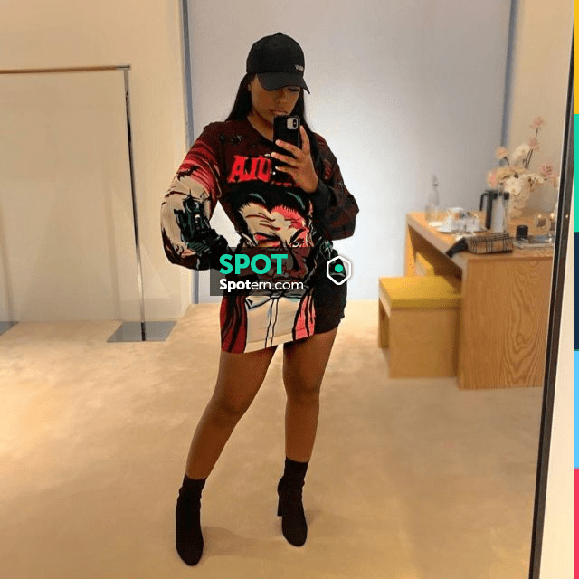 La robe Dracula de Stefflon Don sur le compte Instagram de @stefflondon ...