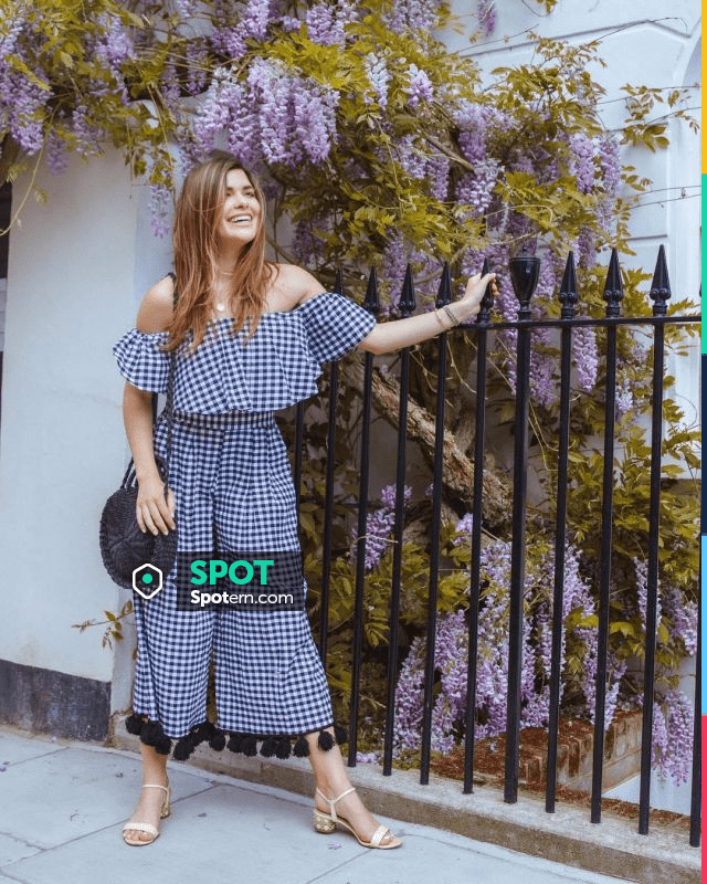 Clare v. Straw Bag of Erica Aulds on the Instagram account @ericaaulds ...