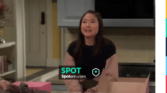 Col­or Block Sweater worn by Jen (Krista Marie Yu) in Last Man Standing ...