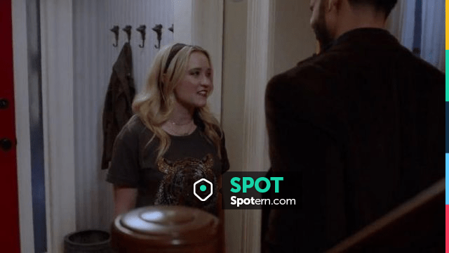 Embellished Tiger Tee worn by Roxy Doyle (Emily Osment) in Almost ...