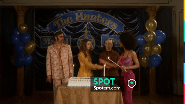 The pants pink leopard worn by Roxy Jones (Tiffany Boone) in the series ...