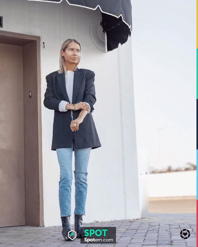 Balenciaga Belt leather an­kle boots of Candice Mathis on the Instagram ...