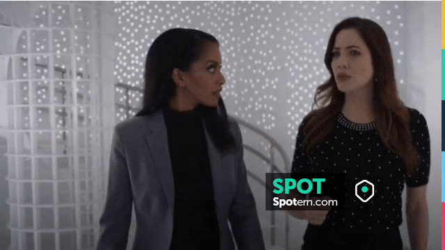 Top Black worn by Andrea Rojas (Julie Gonzalo) in Supergirl Season 5 ...