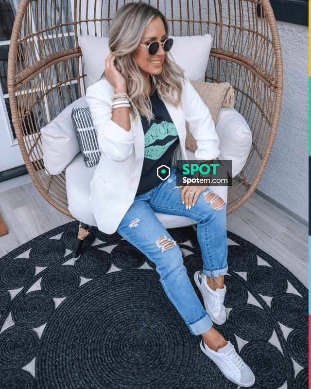 Kiss T-Shirt of Kim Blank on the Instagram account @liveloveblank | Spotern