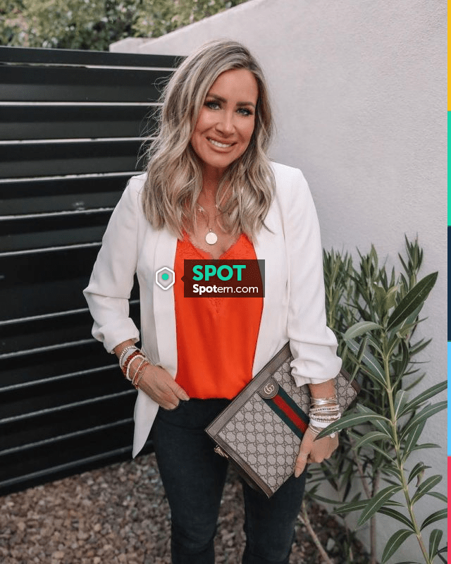White Blaz­er of Kim Blank on the Instagram account @liveloveblank ...