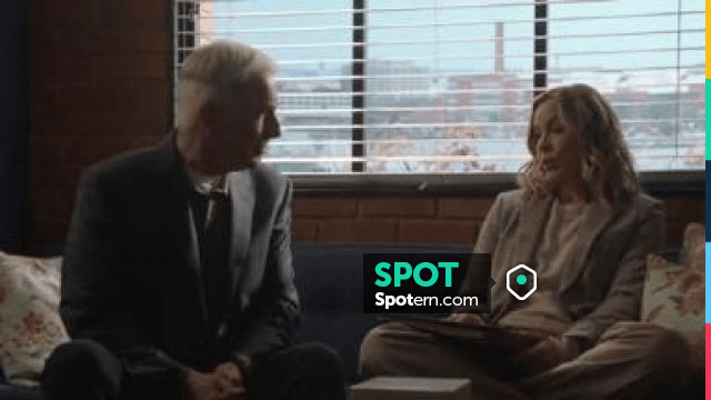 Plaid Blazer porté par Jack Sloane (Maria Bello) dans NCIS Saison 17 ...