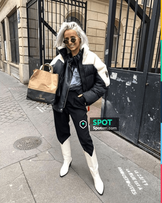 The black pants of Camille Callen on his account Instagram @noholita ...