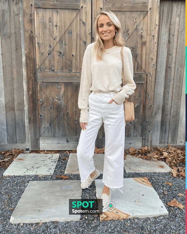 Slip-On Sneak­ers of Taylor Cassidy on the Instagram account ...