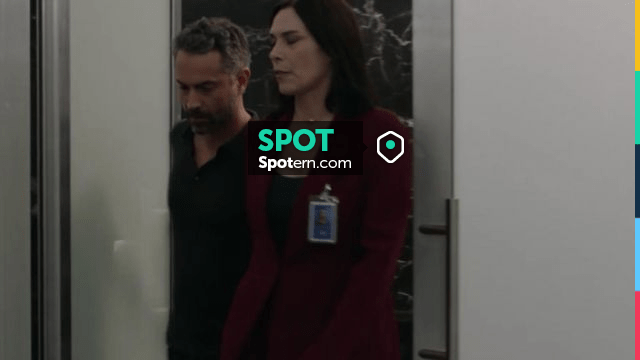 Red suit blazer worn by Ellen Becker (Michelle Forbes) as seen in ...