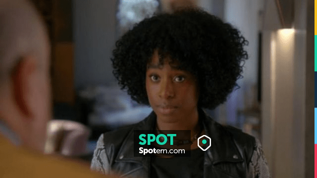 Gold chocker necklace worn by Taylor Harding (Kirby Howell-Baptiste) in ...