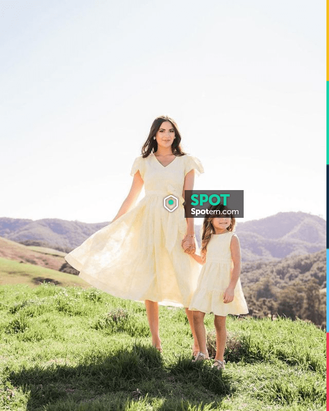 Dress of Rach Parcell on the Instagram account @rachparcell | Spotern