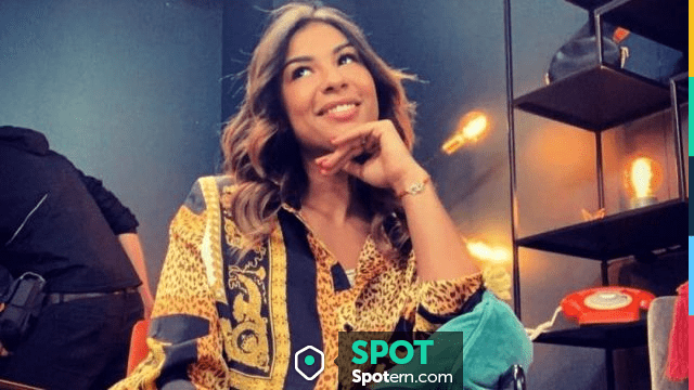 La camisa estampada que lució Léa Djadja en el espectáculo ...