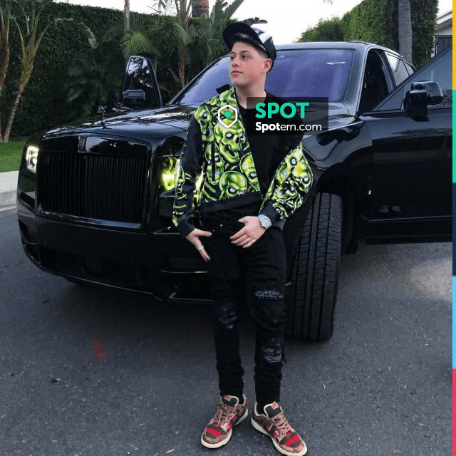 The bomber Supreme worn by Benjamin Kicks on his account Instagram ...