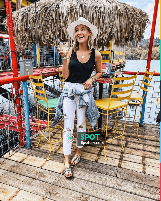 High Rise Mom Jeans de Lee Anne Benjamin en la cuenta de Instagram ...