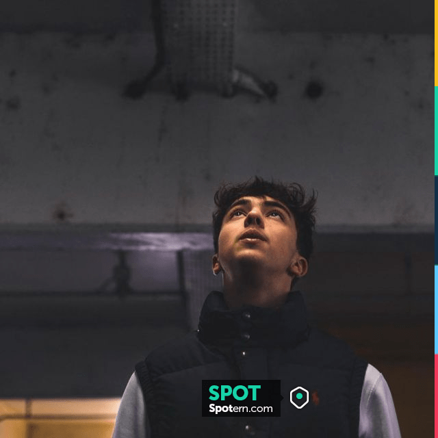 La veste doudoune sans manche Ralph Lauren portée par Inoxtag sur son ...