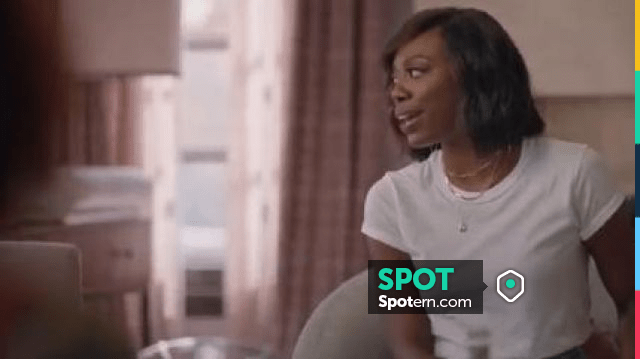 White Tee worn by Molly Carter (Yvonne Orji) in Insecure Season 4 ...